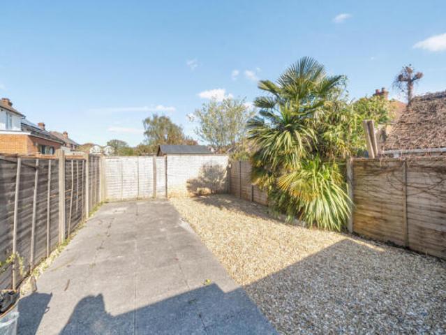 3 bedroom flat for sale in Winchester Road, Shirley, Southampton, Hampshire, SO16