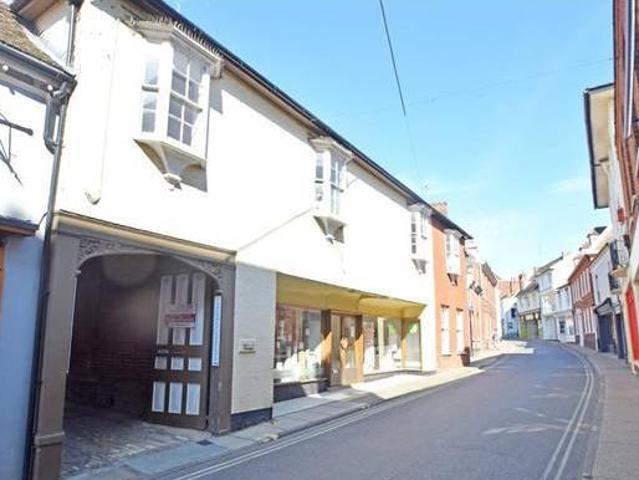 3 bedroom flat for sale in Woodbridge Suffolk IP12