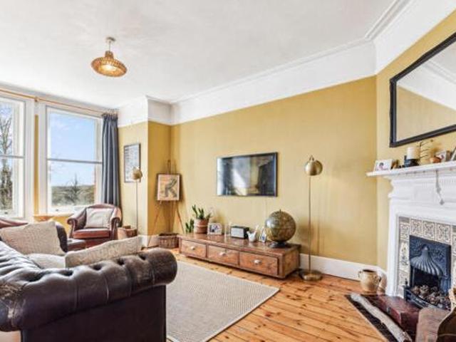 3 Bedroom Flat For Sale In Acton Lane