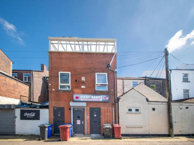 3 bedroom flat for sale in Allsopp Street, Bolton, BL3