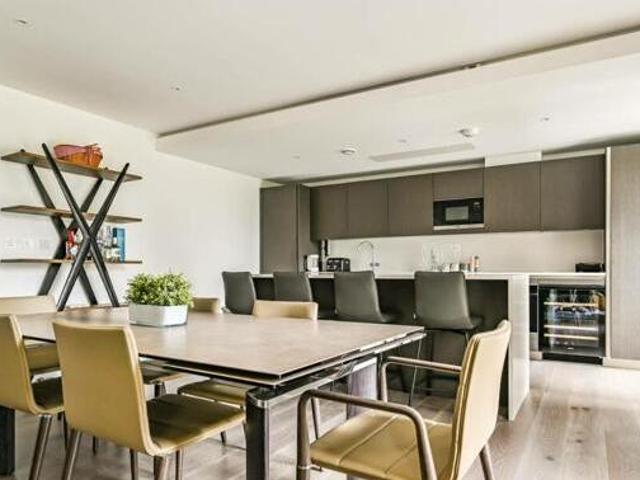 3 Bedroom Flat For Sale In Battersea, London