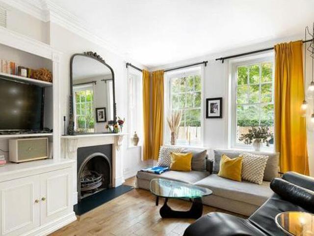 3 Bedroom Flat For Sale In Battersea, London