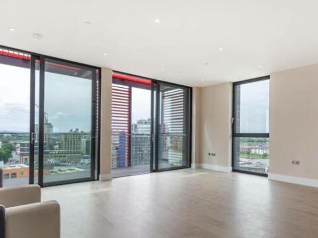 3 Bedroom Flat For Sale In Battersea Square, London