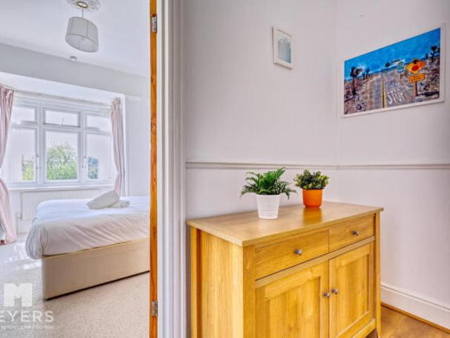 3 bedroom flat for sale in Beaufort Road, Bournemouth, BH6 5, BH6