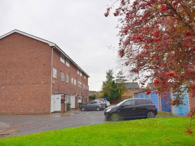 3 bedroom flat for sale in Beech Avenue Willington Derby DE65 6DB DE65