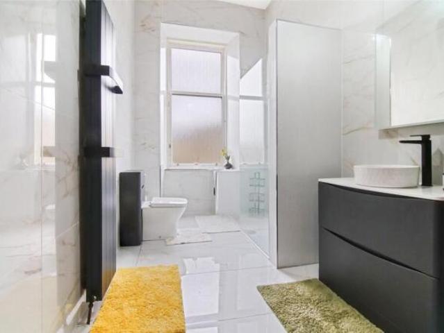 3 bedroom flat for sale in Belmont Street, Kelvinbridge, Glasgow, G12