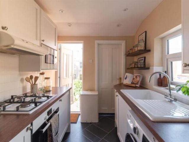 3 bedroom flat for sale in Bolingbroke Street, Heaton, Newcastle Upon Tyne, NE6