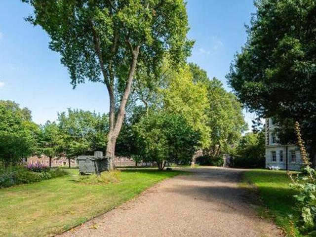 3 Bedroom Flat For Sale In Bloomsbury, London