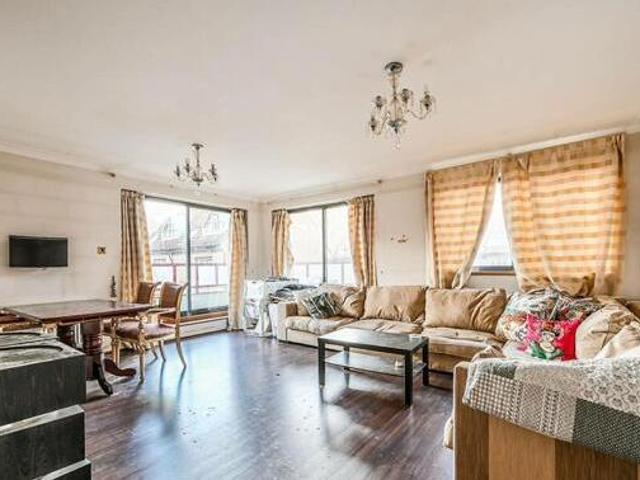 3 Bedroom Flat For Sale In Brook Green, London