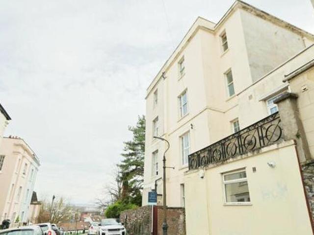 3 Bedroom Flat For Sale In Bristol