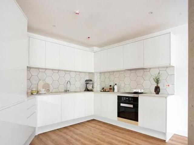 3 Bedroom Flat For Sale In Bristol