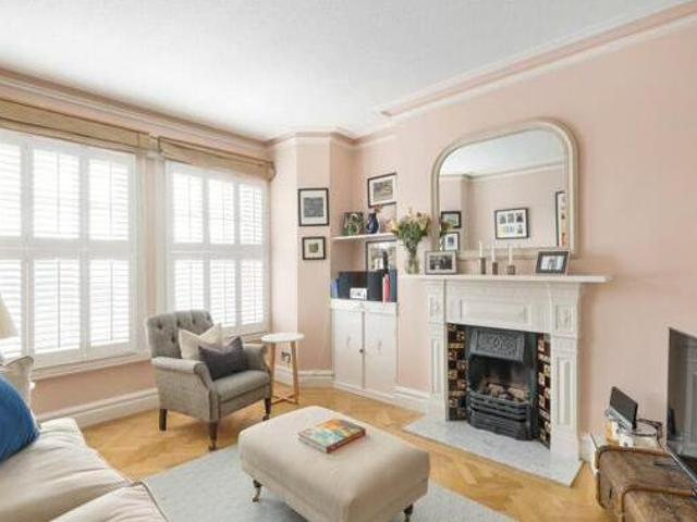 3 Bedroom Flat For Sale In Cambridge Road, London
