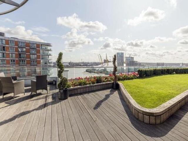 3 Bedroom Flat For Sale In Canary Wharf, London