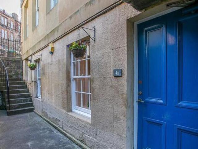 3 Bedroom Flat For Sale In Canonmills, Edinburgh