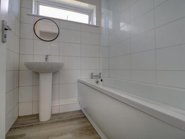 3 bedroom flat for sale in Calcraft Mews, Canterbury, CT1
