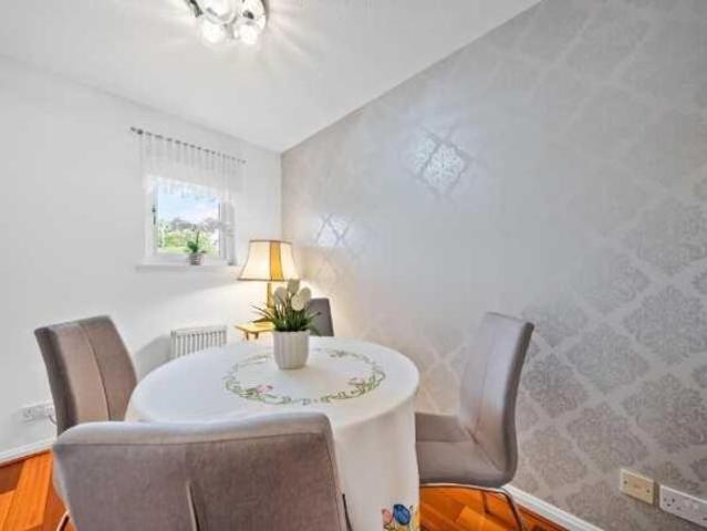 3 bedroom flat for sale in Central Grove, Mount Vernon, Glasgow, G32