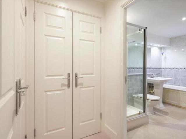 3 bedroom flat for sale in Century Court, Montpellier Grove, Cheltenham, Gloucestershire, GL50