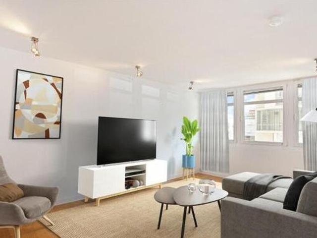 3 Bedroom Flat For Sale In Chelsea, London