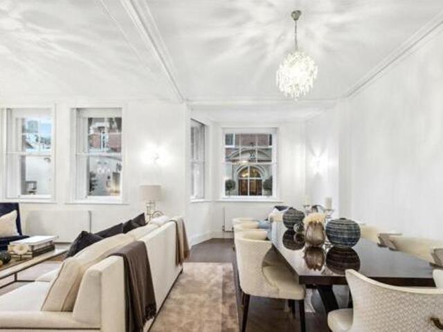 3 Bedroom Flat For Sale In Chelsea