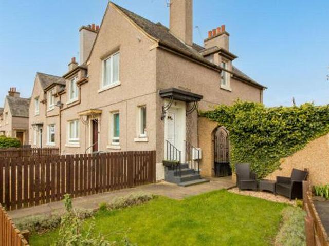 3 Bedroom Flat For Sale In Chesser, Edinburgh