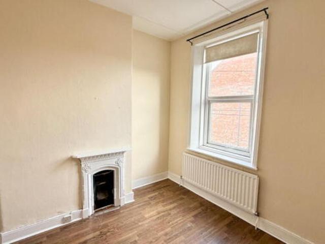 3 bedroom flat for sale in Chillingham Road, Newcastle Upon Tyne, NE6 5LQ, NE6