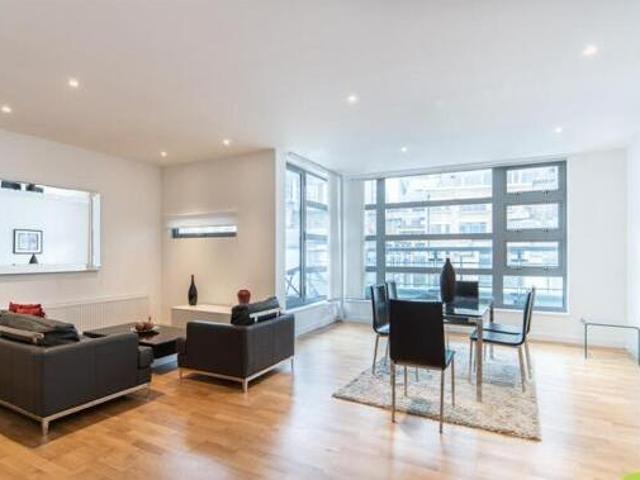 3 Bedroom Flat For Sale In Cobb Street, London