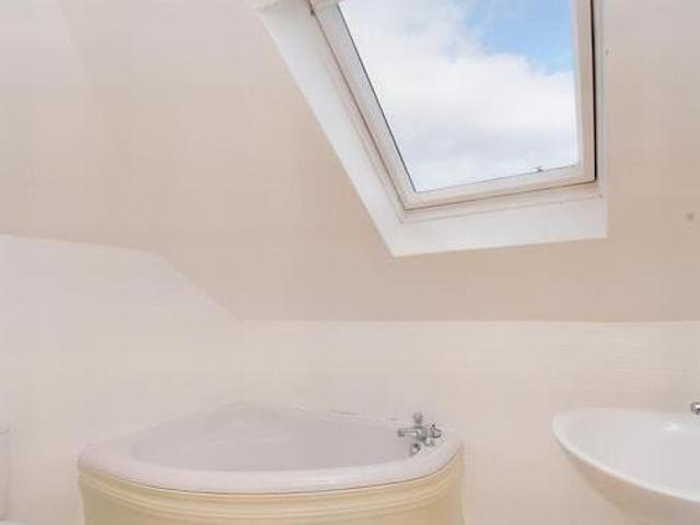 3 Bedroom Flat For Sale In Colinton Mains