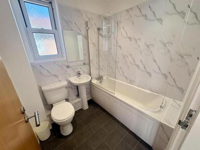 3 bedroom flat for sale in Clarence Parade, Southsea, PO5