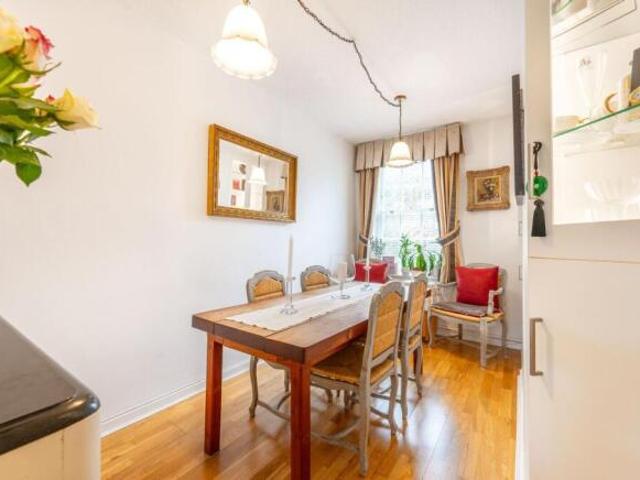 3 bedroom flat for sale in Clarendon Road, Notting Hill, London, W11