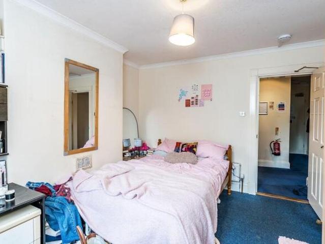 3 bedroom flat for sale in Craighouse Park, Edinburgh, EH10