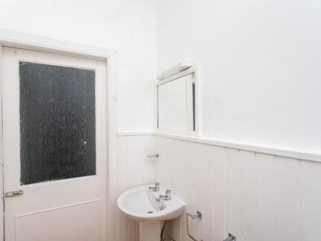 3 bedroom flat for sale in Dalkeith Road, Newington, Edinburgh, EH16