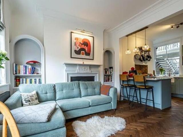 3 Bedroom Flat For Sale In Dorset Street, London