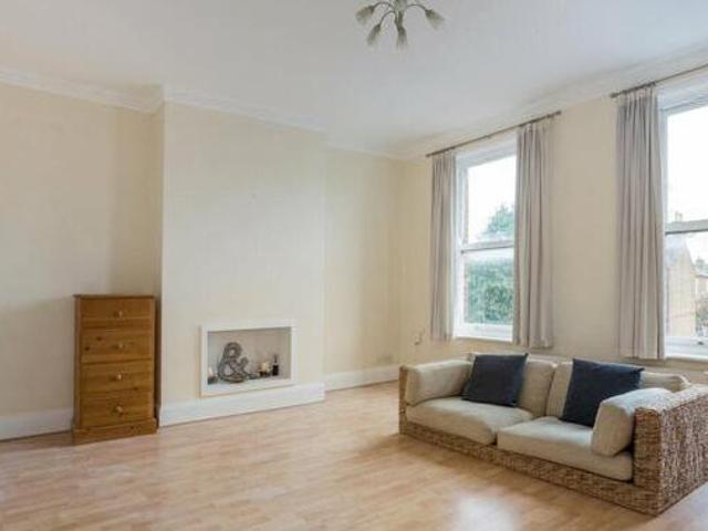 3 Bedroom Flat For Sale In Ealing