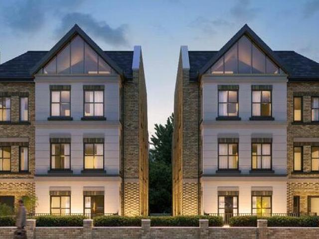 3 Bedroom Flat For Sale In Ealing, London