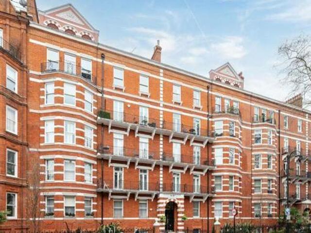 3 Bedroom Flat For Sale In Earls Court, London
