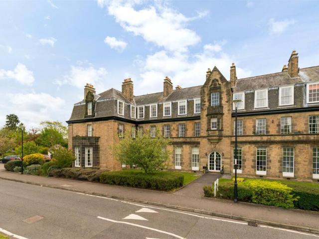 3 bedroom flat for sale in East Suffolk Park, Newington, Edinburgh, EH16