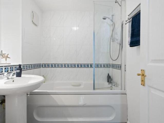 3 bedroom flat for sale in Easter Dalry Drive, Edinburgh, EH11