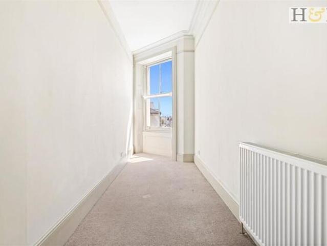 3 bedroom flat for sale in Eaton Place, Kemp Town, Brighton, BN2