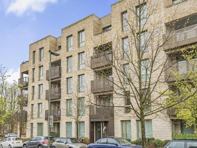 3 Bedroom Flat For Sale In Edgware