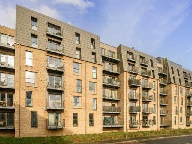 3 Bedroom Flat For Sale In Edinburgh