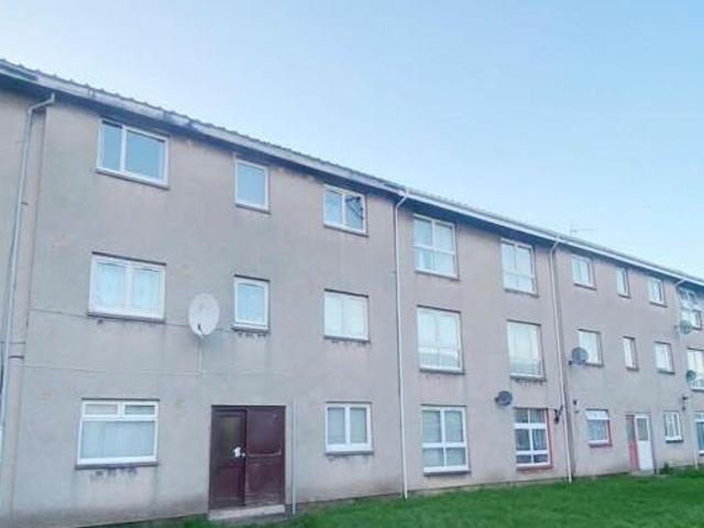 3 Bedroom Flat For Sale In Elizabethan Way, Renfrew