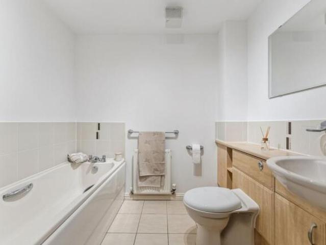 3 bedroom flat for sale in Ellangowan Court, Milngavie, G62