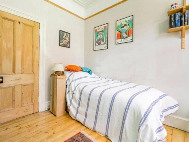 3 bedroom flat for sale in Eva Place, Blackford, Edinburgh, EH9