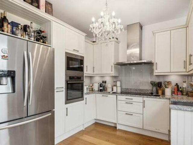 3 Bedroom Flat For Sale In Fitzjames Avenue, London