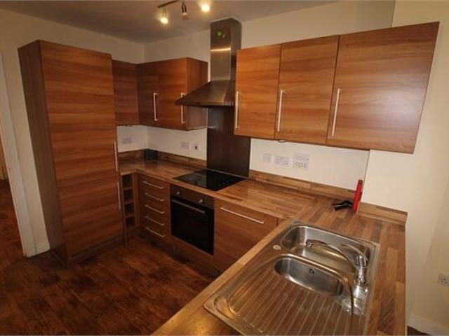 3 bedroom flat for sale in Fortune Avenue, EDGWARE, HA8