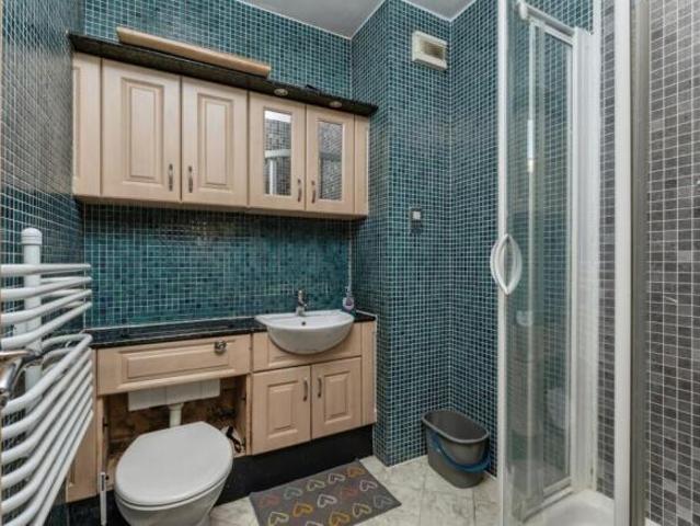 3 bedroom flat for sale in Foregate Street, Chester, Cheshire, CH1