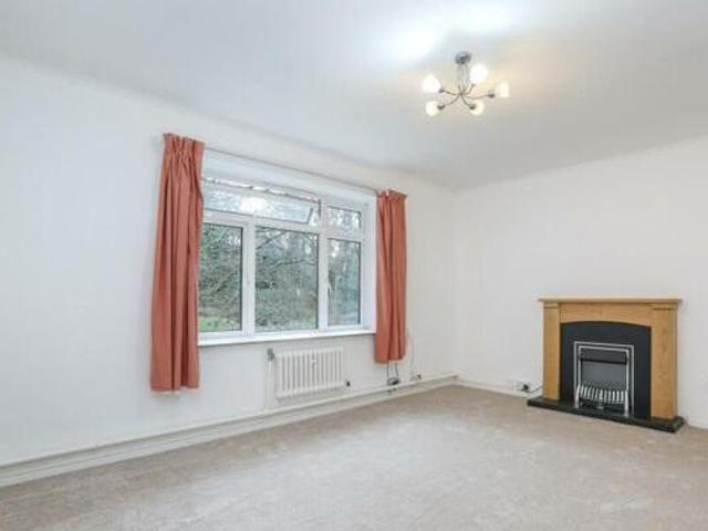 3 Bedroom Flat For Sale In Forest Hill