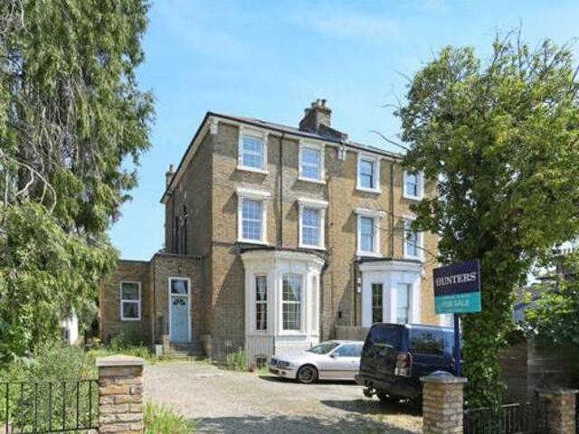 3 Bedroom Flat For Sale In Forest Hill