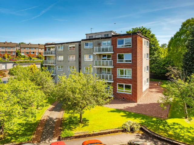 3 bedroom flat for sale in Flat 1/3, 10 Haggswood Avenue, Pollokshields, G41