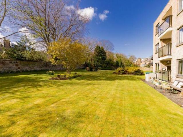 3 bedroom flat for sale in Flat 6, 13 South Oswald Road, Blackford, Edinburgh, EH9 2HQ, EH9